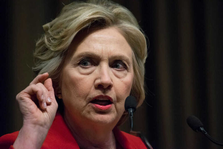 Hillary Clinton’s Shocking Offer – Can She Be Trusted? | Daily Email News